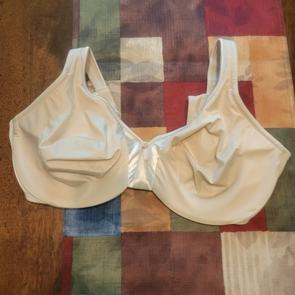 Olga | Intimates & Sleepwear | Olga Signature Support Satin Fullfigure ...